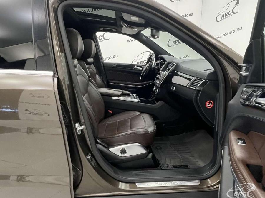Brown Mercedes-Benz GL 350 2013 in Vilnius, with an engine capacity of 2.99 L and mileage of 387 thousand km for 15500 €, photo 5 on AUTOMOTO.COM.LV