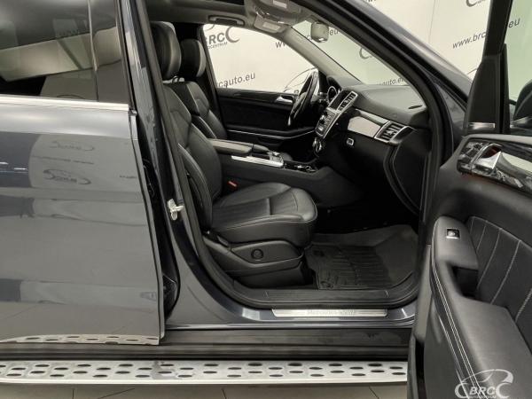 Mercedes-Benz GL 350 2014 in Vilnius, with an engine capacity of 2.99 L and mileage of 229 thousand km for 15900 €, photo 5 on AUTOMOTO.COM.LV