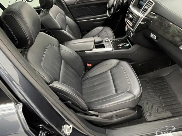 Mercedes-Benz GL 350 2014 in Vilnius, with an engine capacity of 2.99 L and mileage of 229 thousand km for 15900 €, photo 6 on AUTOMOTO.COM.LV