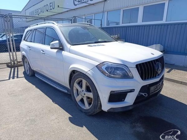 Mercedes-Benz GL 350 2015 Viļņa, ar dzinēja tilpumu 2.99 L un nobraukumu 310 tūkst. km par 15000 €, foto 3 vietnē AUTOMOTO.COM.LV
