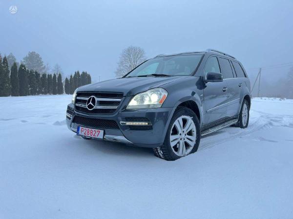 Pelēks Mercedes-Benz GL 350 2012 Marijampole, ar dzinēja tilpumu 2.99 L un nobraukumu 126 tūkst. km par 12999 €, foto 7 vietnē AUTOMOTO.COM.LV