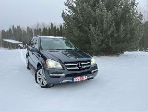 Pelēks Mercedes-Benz GL 350 2012 Marijampole, ar dzinēja tilpumu 2.99 L un nobraukumu 126 tūkst. km par 12999 €, foto 24 vietnē AUTOMOTO.COM.LV