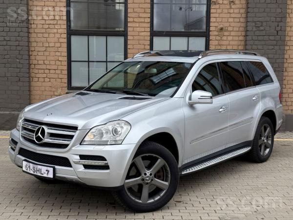Pelēks Mercedes-Benz GL 350 2012 Rīga, ar dzinēja tilpumu 3.00 L un nobraukumu 0 tūkst. km par 12880 €, foto 1 vietnē AUTOMOTO.COM.LV