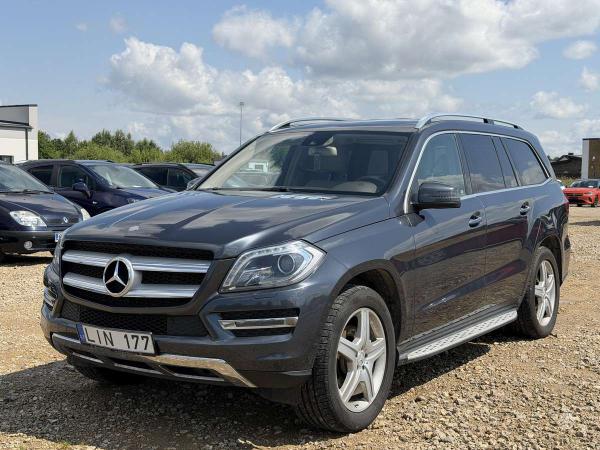 Pelēks Mercedes-Benz GL 350 2013 Šauļi, ar dzinēja tilpumu 2.99 L un nobraukumu 304 tūkst. km par 15800 €, foto 1 vietnē AUTOMOTO.COM.LV