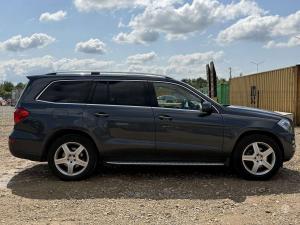 Pelēks Mercedes-Benz GL 350 2013 Šauļi, ar dzinēja tilpumu 2.99 L un nobraukumu 304 tūkst. km par 15800 €, foto 5 vietnē AUTOMOTO.COM.LV