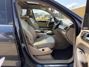 Pelēks Mercedes-Benz GL 350 2013 Šauļi, ar dzinēja tilpumu 2.99 L un nobraukumu 304 tūkst. km par 15800 €, foto 20 vietnē AUTOMOTO.COM.LV