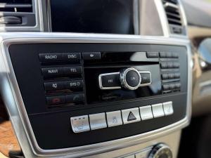 Pelēks Mercedes-Benz GL 350 2013 Šauļi, ar dzinēja tilpumu 2.99 L un nobraukumu 304 tūkst. km par 15800 €, foto 25 vietnē AUTOMOTO.COM.LV