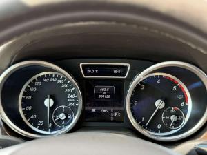 Pelēks Mercedes-Benz GL 350 2013 Šauļi, ar dzinēja tilpumu 2.99 L un nobraukumu 304 tūkst. km par 15800 €, foto 27 vietnē AUTOMOTO.COM.LV
