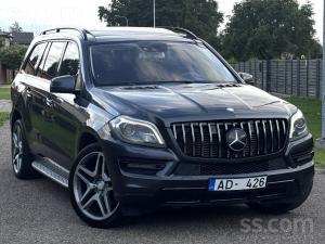 Grey Mercedes-Benz GL 350 2013 in Riga, with an engine capacity of 3.00 L and mileage of 285 thousand km for 18800 €, photo  on AUTOMOTO.COM.LV
