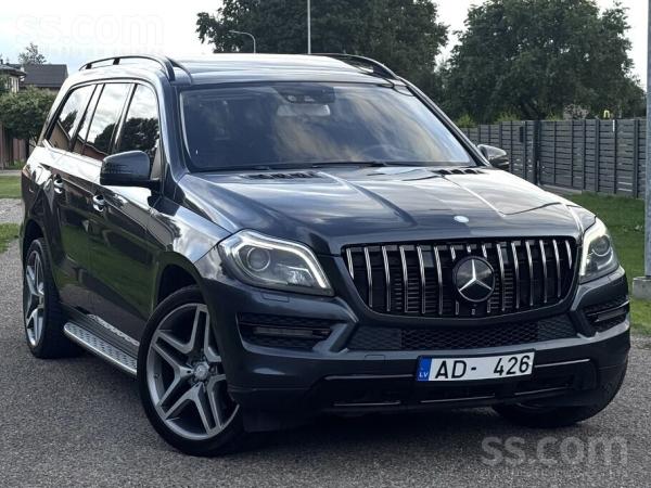 Pelēks Mercedes-Benz GL 350 2013 Rīga, ar dzinēja tilpumu 3.00 L un nobraukumu 285 tūkst. km par 18800 €, foto 1 vietnē AUTOMOTO.COM.LV