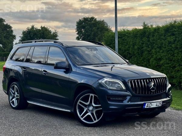 Pelēks Mercedes-Benz GL 350 2013 Rīga, ar dzinēja tilpumu 3.00 L un nobraukumu 285 tūkst. km par 18800 €, foto 3 vietnē AUTOMOTO.COM.LV