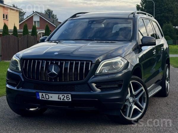 Pelēks Mercedes-Benz GL 350 2013 Rīga, ar dzinēja tilpumu 3.00 L un nobraukumu 285 tūkst. km par 18800 €, foto 4 vietnē AUTOMOTO.COM.LV