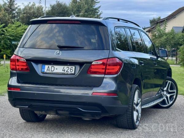 Pelēks Mercedes-Benz GL 350 2013 Rīga, ar dzinēja tilpumu 3.00 L un nobraukumu 285 tūkst. km par 18800 €, foto 6 vietnē AUTOMOTO.COM.LV