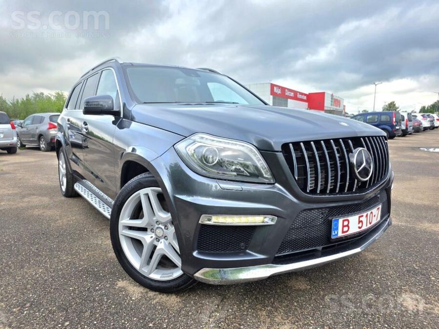 Pelēks Mercedes-Benz GL 350 2014 Daugavpils, ar dzinēja tilpumu 3.00 L un nobraukumu 0 tūkst. km par 23250 €, foto 1 vietnē AUTOMOTO.COM.LV