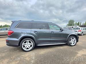Pelēks Mercedes-Benz GL 350 2014 Daugavpils, ar dzinēja tilpumu 3.00 L un nobraukumu 0 tūkst. km par 23250 €, foto 5 vietnē AUTOMOTO.COM.LV