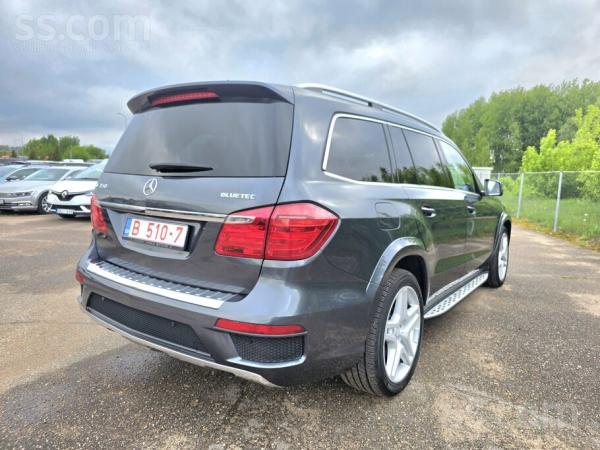 Pelēks Mercedes-Benz GL 350 2014 Daugavpils, ar dzinēja tilpumu 3.00 L un nobraukumu 0 tūkst. km par 23250 €, foto 5 vietnē AUTOMOTO.COM.LV