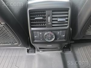 Pelēks Mercedes-Benz GL 350 2014 Daugavpils, ar dzinēja tilpumu 3.00 L un nobraukumu 0 tūkst. km par 23250 €, foto 23 vietnē AUTOMOTO.COM.LV