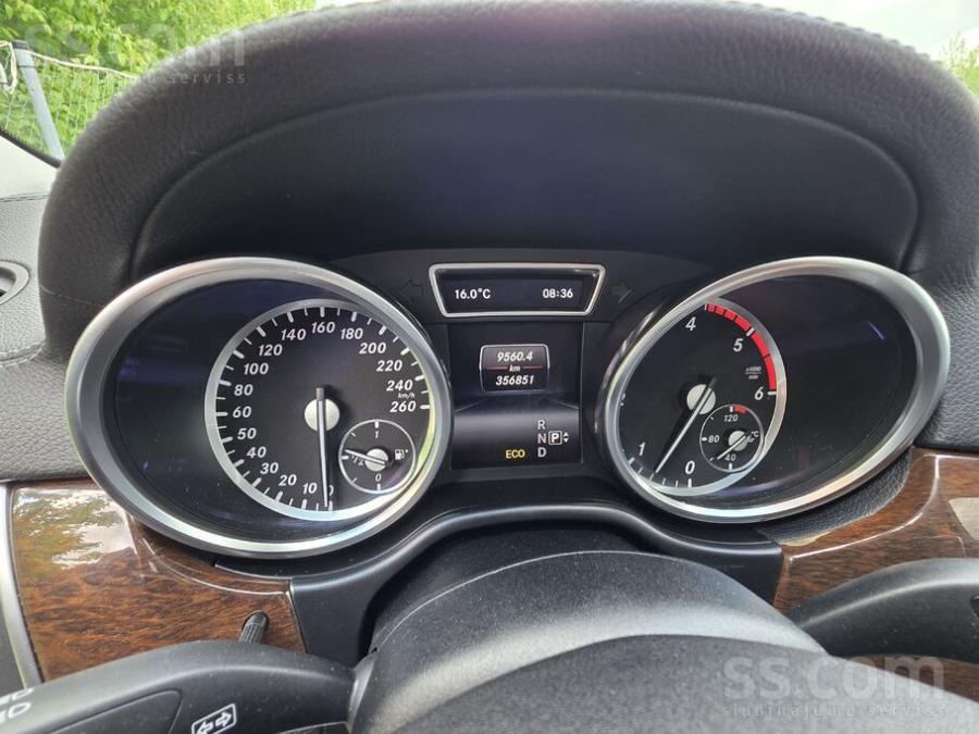 Pelēks Mercedes-Benz GL 350 2014 Daugavpils, ar dzinēja tilpumu 3.00 L un nobraukumu 0 tūkst. km par 23250 €, foto 26 vietnē AUTOMOTO.COM.LV