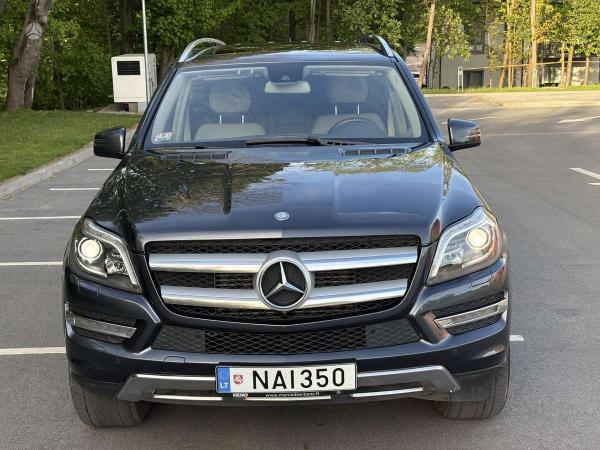 Pelēks Mercedes-Benz GL 350 2014 Gargždai, ar dzinēja tilpumu 0.00 L un nobraukumu 224 tūkst. km par 18300 €, foto 2 vietnē AUTOMOTO.COM.LV