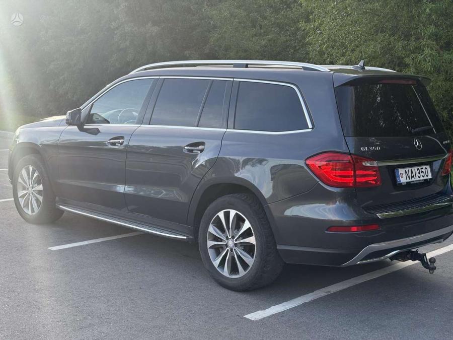 Pelēks Mercedes-Benz GL 350 2014 Gargždai, ar dzinēja tilpumu 0.00 L un nobraukumu 224 tūkst. km par 18300 €, foto 6 vietnē AUTOMOTO.COM.LV