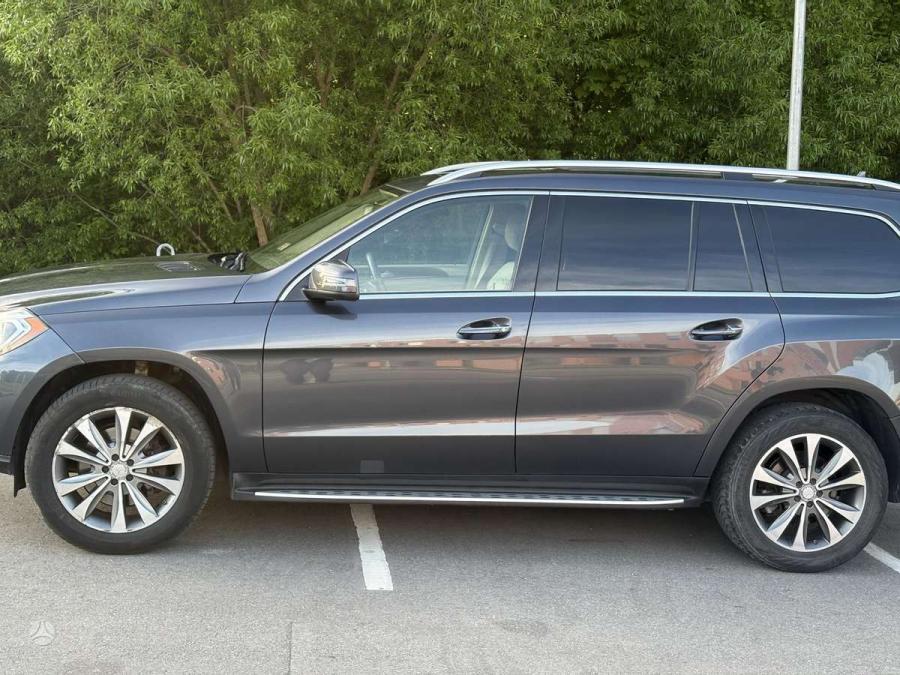 Pelēks Mercedes-Benz GL 350 2014 Gargždai, ar dzinēja tilpumu 0.00 L un nobraukumu 224 tūkst. km par 18300 €, foto 7 vietnē AUTOMOTO.COM.LV