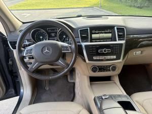 Pelēks Mercedes-Benz GL 350 2014 Gargždai, ar dzinēja tilpumu 0.00 L un nobraukumu 224 tūkst. km par 18300 €, foto 19 vietnē AUTOMOTO.COM.LV