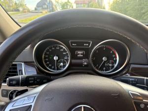 Pelēks Mercedes-Benz GL 350 2014 Gargždai, ar dzinēja tilpumu 0.00 L un nobraukumu 224 tūkst. km par 18300 €, foto 20 vietnē AUTOMOTO.COM.LV