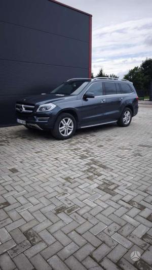 Pelēks Mercedes-Benz GL 350 2014 Klaipėda, ar dzinēja tilpumu 3.00 L un nobraukumu 275 tūkst. km par 16100 €, foto 1 vietnē AUTOMOTO.COM.LV