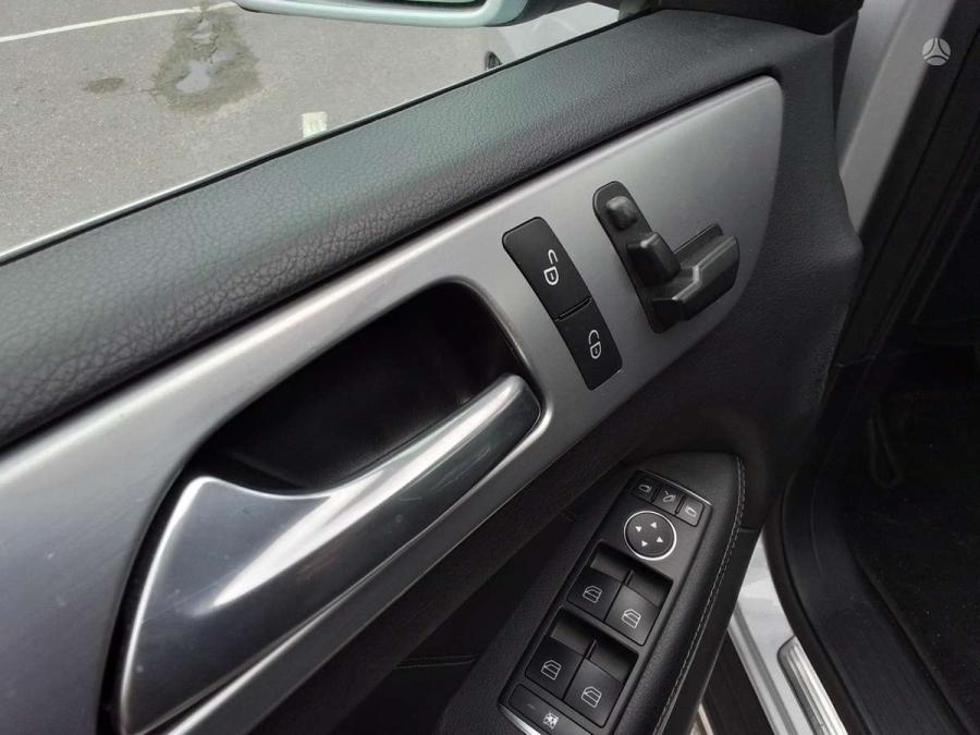Grey Mercedes-Benz GL 350 2014 in Panevezys, with an engine capacity of 3.00 L and mileage of 198 thousand km for 18500 €, photo 9 on AUTOMOTO.COM.LV