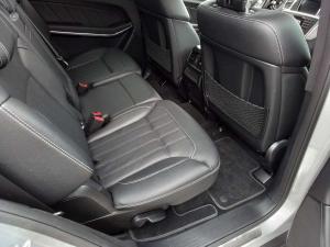Grey Mercedes-Benz GL 350 2014 in Panevezys, with an engine capacity of 3.00 L and mileage of 198 thousand km for 18500 €, photo 12 on AUTOMOTO.COM.LV
