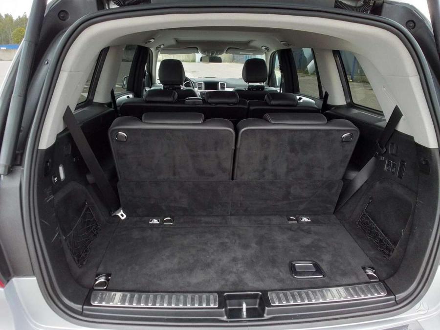 Grey Mercedes-Benz GL 350 2014 in Panevezys, with an engine capacity of 3.00 L and mileage of 198 thousand km for 18500 €, photo 14 on AUTOMOTO.COM.LV