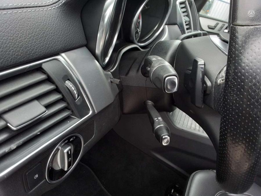 Grey Mercedes-Benz GL 350 2014 in Panevezys, with an engine capacity of 3.00 L and mileage of 198 thousand km for 18500 €, photo 21 on AUTOMOTO.COM.LV