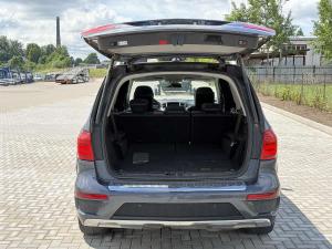 Pelēks Mercedes-Benz GL 350 2015 Tauragė, ar dzinēja tilpumu 3.00 L un nobraukumu 339 tūkst. km par 13500 €, foto 28 vietnē AUTOMOTO.COM.LV