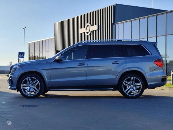 Pelēks Mercedes-Benz GL 350 2016 Šauļi, ar dzinēja tilpumu 3.00 L un nobraukumu 251 tūkst. km par 24500 €, foto 5 vietnē AUTOMOTO.COM.LV