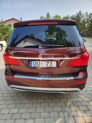 Sarkans Mercedes-Benz GL 350 2013 Rīga, ar dzinēja tilpumu 3.00 L un nobraukumu 339 tūkst. km par 15400 €, foto 8 vietnē AUTOMOTO.COM.LV