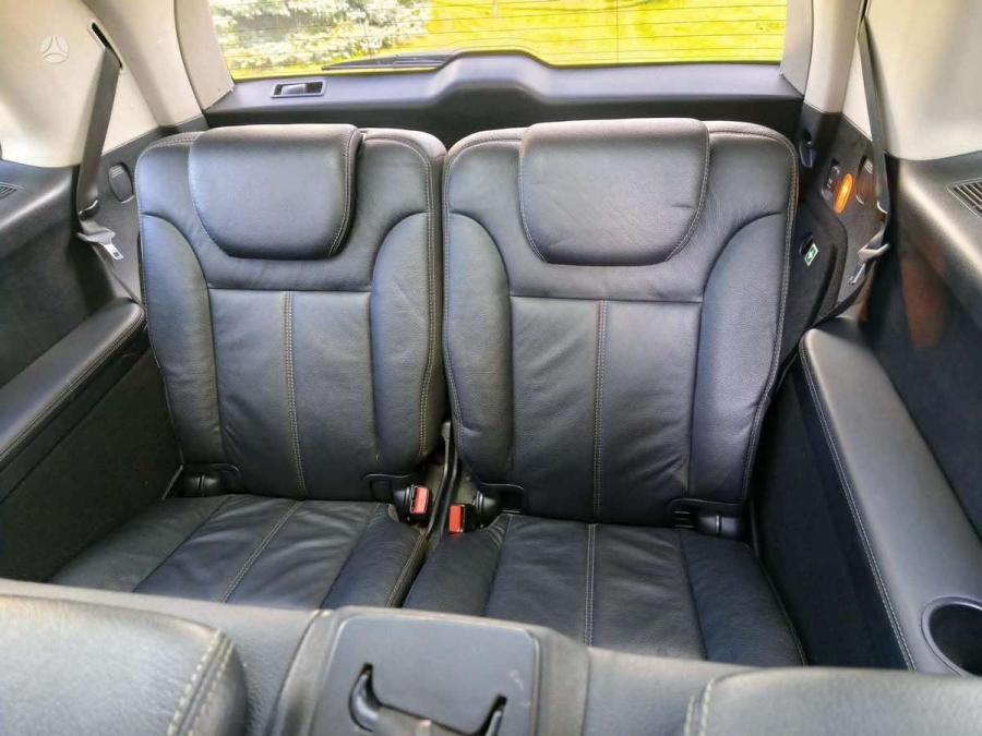 Balts Mercedes-Benz GL 350 2010 Klaipėda, ar dzinēja tilpumu 3.00 L un nobraukumu 335 tūkst. km par 9500 €, foto 8 vietnē AUTOMOTO.COM.LV