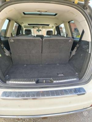 Balts Mercedes-Benz GL 350 2010 Klaipėda, ar dzinēja tilpumu 3.00 L un nobraukumu 335 tūkst. km par 9500 €, foto 16 vietnē AUTOMOTO.COM.LV