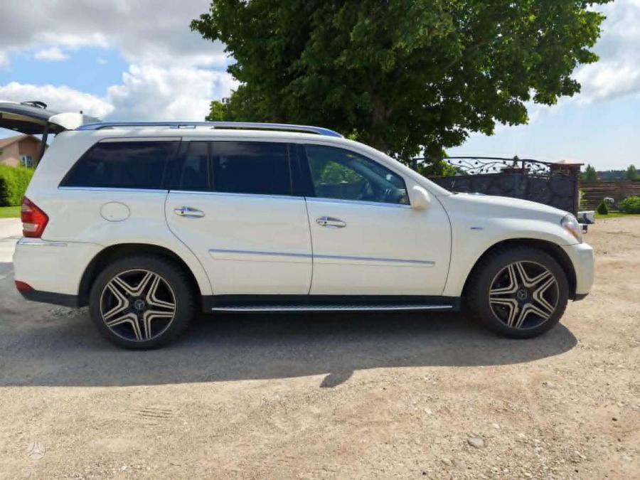 Balts Mercedes-Benz GL 350 2010 Klaipėda, ar dzinēja tilpumu 3.00 L un nobraukumu 335 tūkst. km par 9500 €, foto 18 vietnē AUTOMOTO.COM.LV