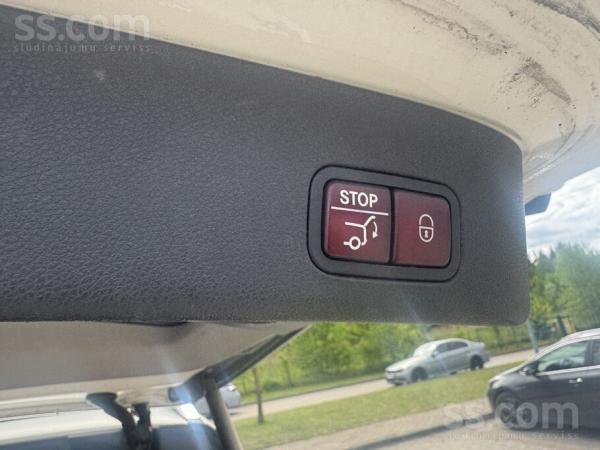 White Mercedes-Benz GL 350 2012 in Riga, with an engine capacity of 3.00 L and mileage of 296 thousand km for 22500 €, photo 5 on AUTOMOTO.COM.LV
