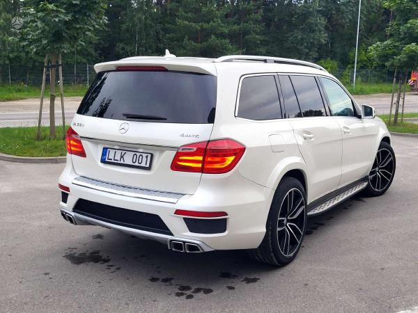 White Mercedes-Benz GL 350 2013 in Vilnius, with an engine capacity of 2.99 L and mileage of 297 thousand km for 17750 €, photo 3 on AUTOMOTO.COM.LV