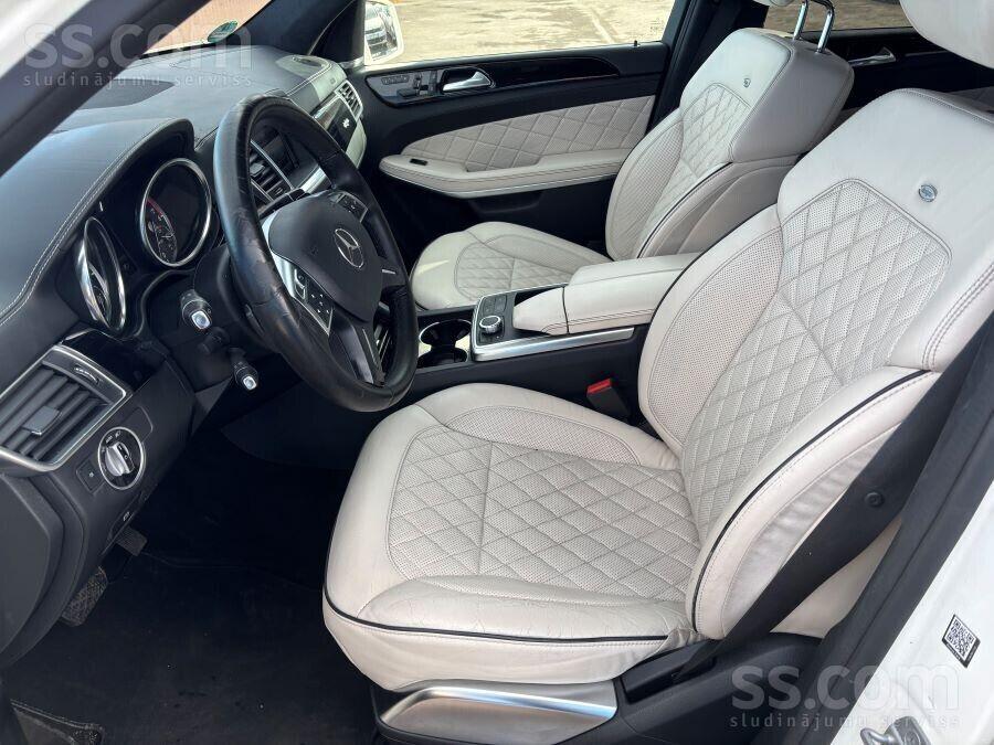 Белый Мерседес ГЛ 350 2013 в Рига, объемом двигателя 3.00 л и пробегом 309 тыс. км за 20950 €, фото 8 на AUTOMOTO.COM.LV