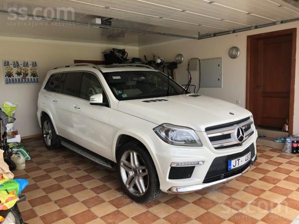 Белый Мерседес ГЛ 350 2013 в Рига, объемом двигателя 3.00 л и пробегом 236 тыс. км за 27000 €, фото 1 на AUTOMOTO.COM.LV