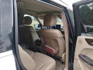 White Mercedes-Benz GL 350 2013 in Riga, with an engine capacity of 3.00 L and mileage of 304 thousand km for 18000 €, photo 9 on AUTOMOTO.COM.LV