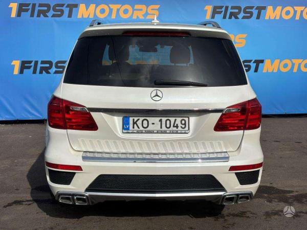 Balts Mercedes-Benz GL 350 2013 Rīga, ar dzinēja tilpumu 2.99 L un nobraukumu 309 tūkst. km par 19950 €, foto 4 vietnē AUTOMOTO.COM.LV