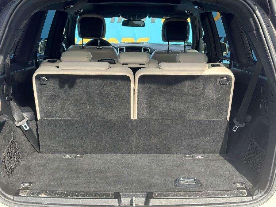 Balts Mercedes-Benz GL 350 2013 Rīga, ar dzinēja tilpumu 2.99 L un nobraukumu 309 tūkst. km par 19950 €, foto 12 vietnē AUTOMOTO.COM.LV