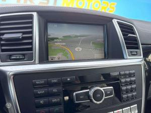 Balts Mercedes-Benz GL 350 2013 Rīga, ar dzinēja tilpumu 2.99 L un nobraukumu 309 tūkst. km par 19950 €, foto 19 vietnē AUTOMOTO.COM.LV