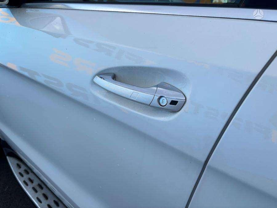Balts Mercedes-Benz GL 350 2013 Rīga, ar dzinēja tilpumu 2.99 L un nobraukumu 309 tūkst. km par 19950 €, foto 23 vietnē AUTOMOTO.COM.LV