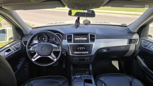 Balts Mercedes-Benz GL 350 2013 Panevēža, ar dzinēja tilpumu 2.99 L un nobraukumu 273 tūkst. km par 15500 €, foto 12 vietnē AUTOMOTO.COM.LV