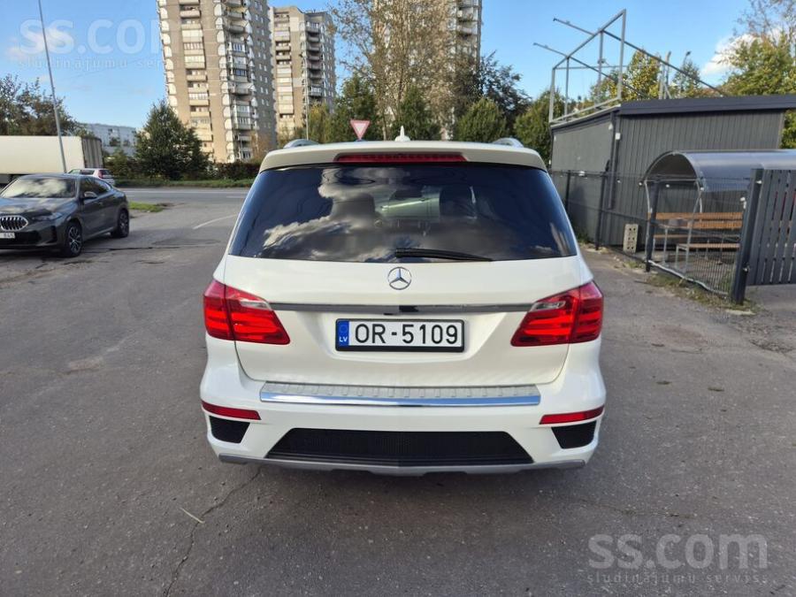 Белый Мерседес ГЛ 350 2013 в Рига, объемом двигателя 3.00 л и пробегом 263 тыс. км за 22990 €, фото 8 на AUTOMOTO.COM.LV