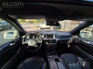 Белый Мерседес ГЛ 350 2013 в Рига, объемом двигателя 3.00 л и пробегом 263 тыс. км за 22990 €, фото 15 на AUTOMOTO.COM.LV